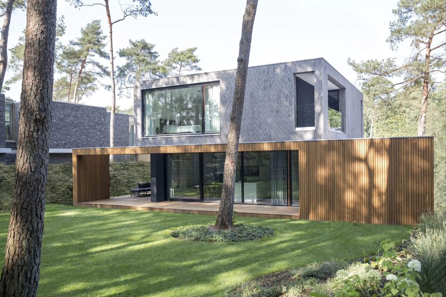 Modern new build villa