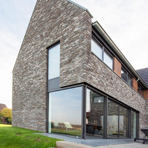 Moderne villa met grote ramen - HOOG.design - Exclusive living inspiration
