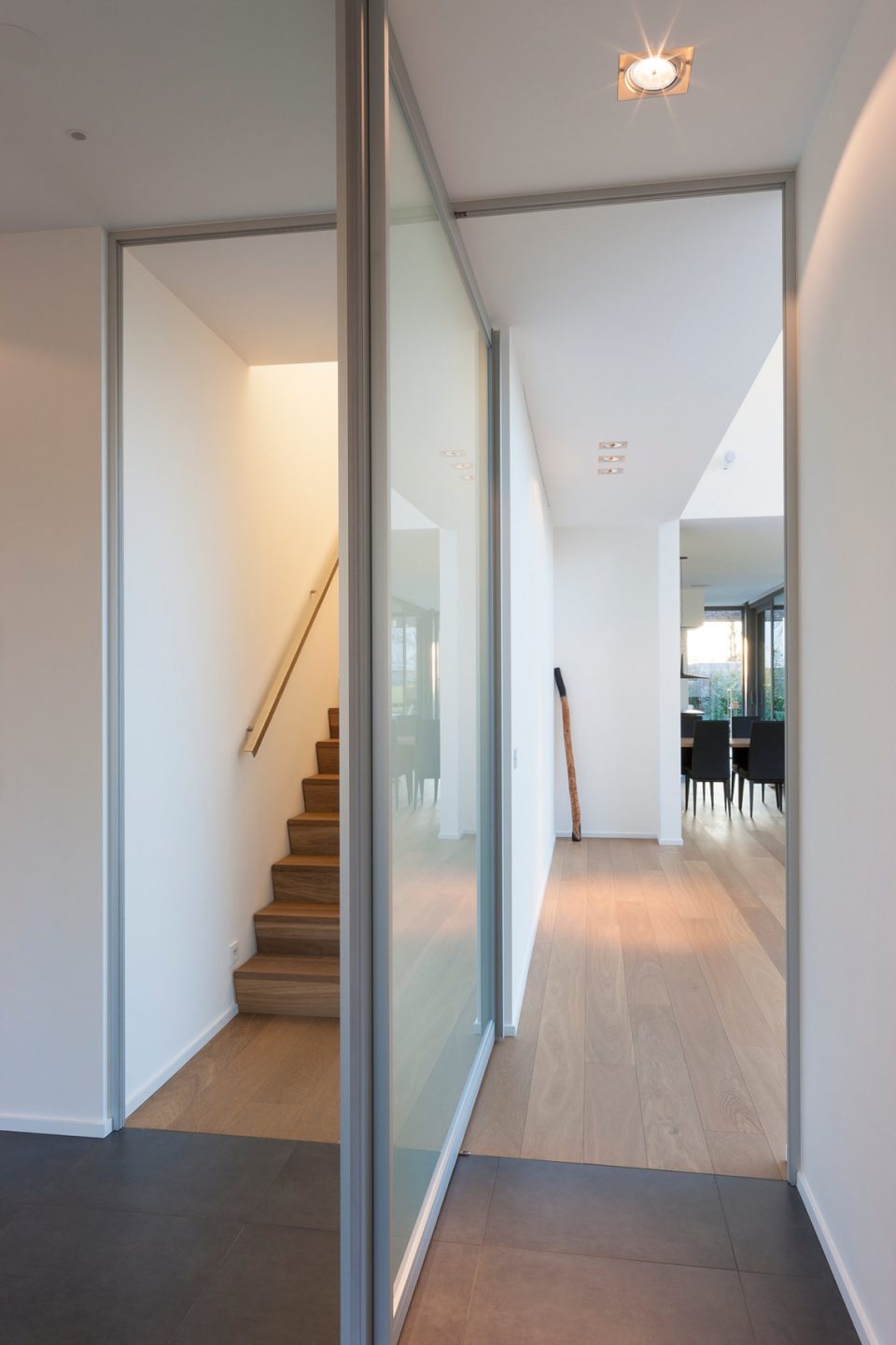 Glass pivoting doors - HOOG.design - Exclusive living inspiration