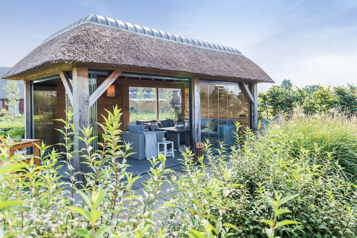 Exclusive Oak Veranda