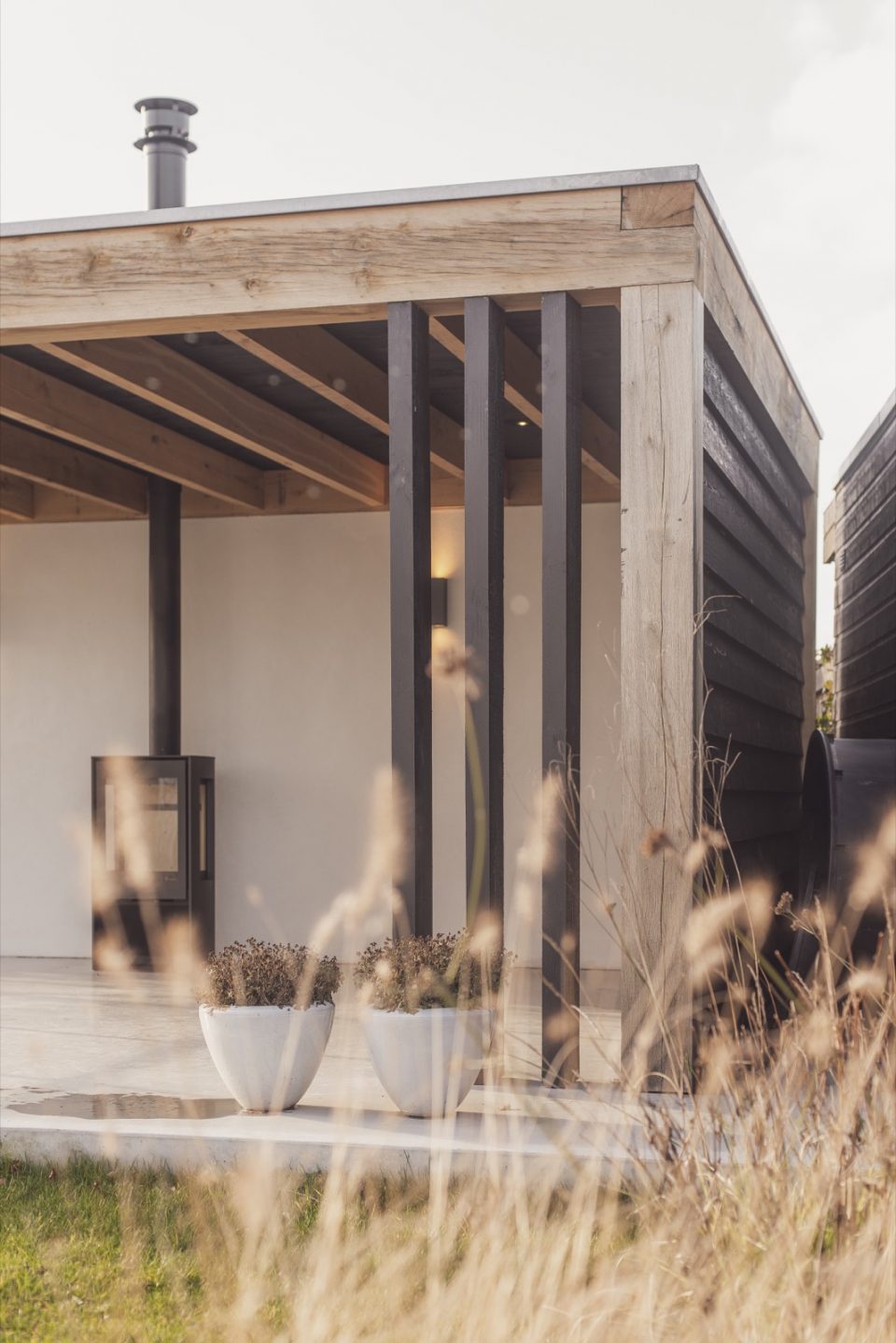 Modern oak country house Cuijk