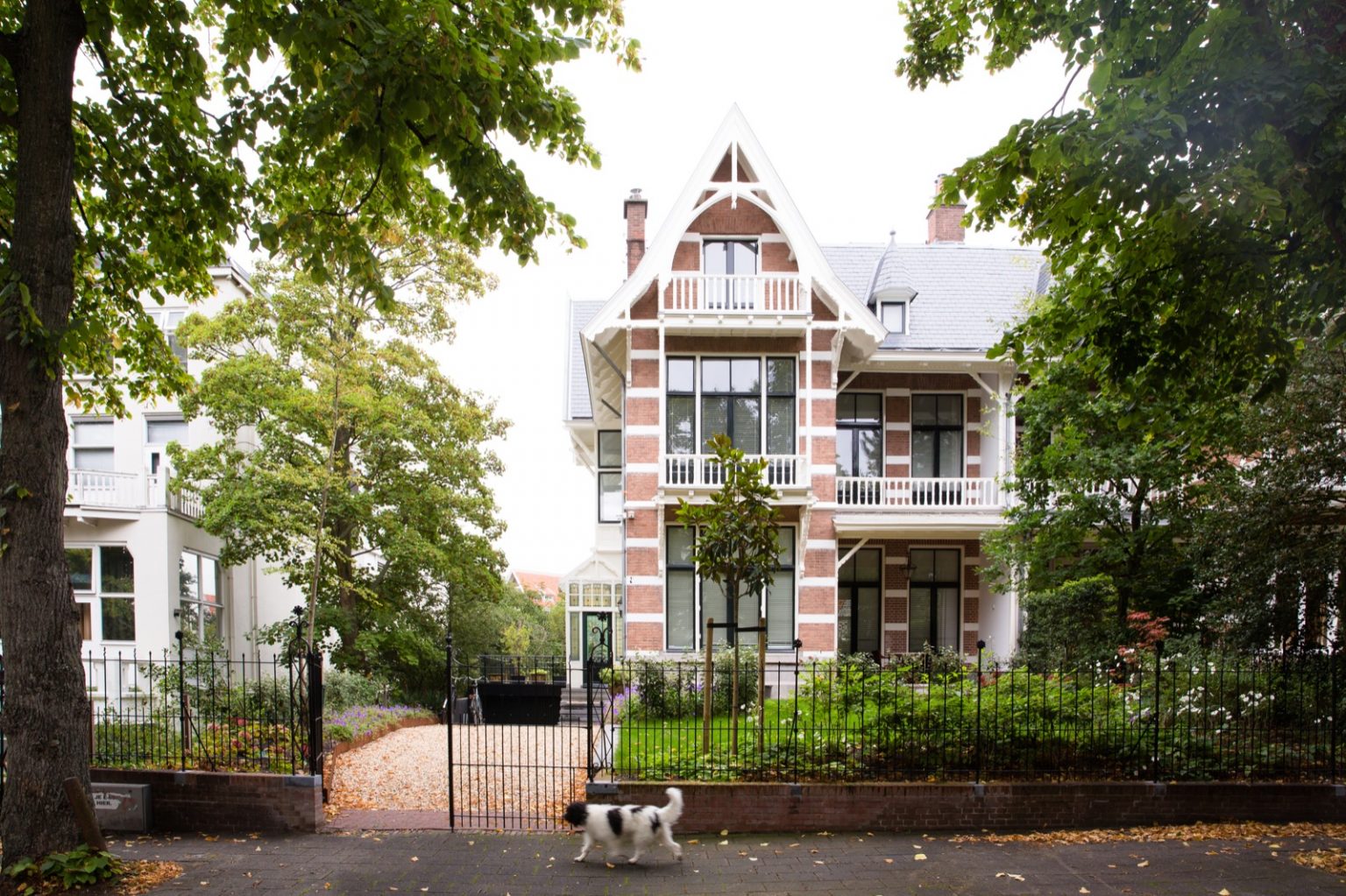 Monumental mansion The Hague