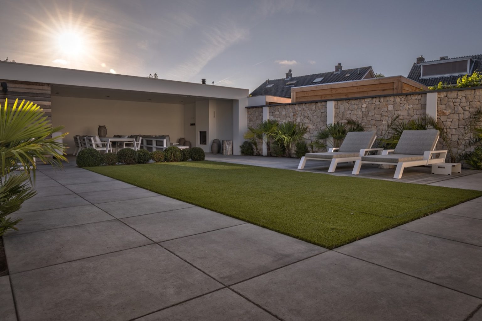 Frontyard. Backyard. Interior. - HOOG.design - Exclusive living inspiration