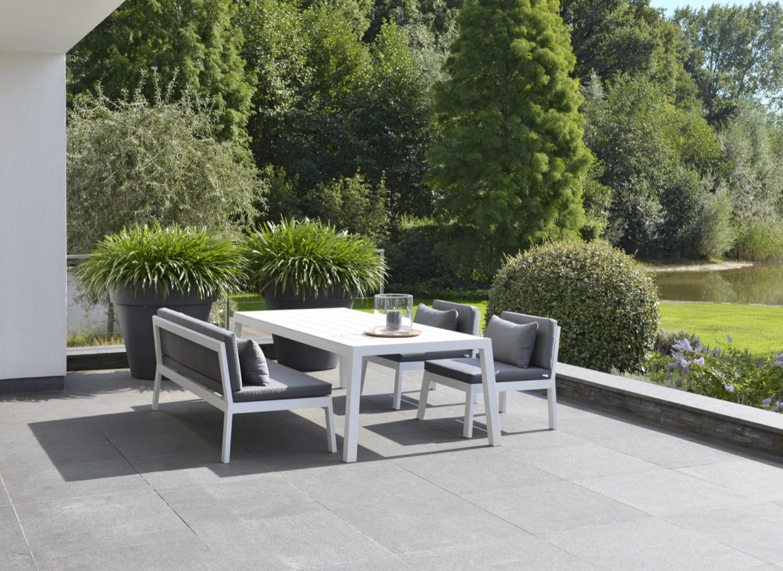 Right Mike - HOOG.design - Exclusive living inspiration