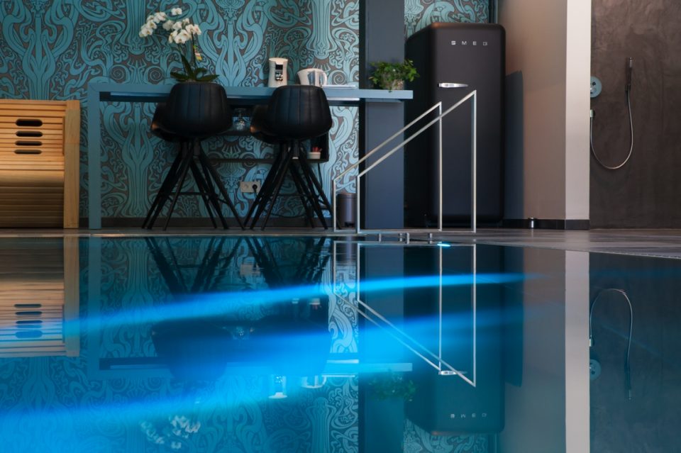 Inox infinity pool Wervik