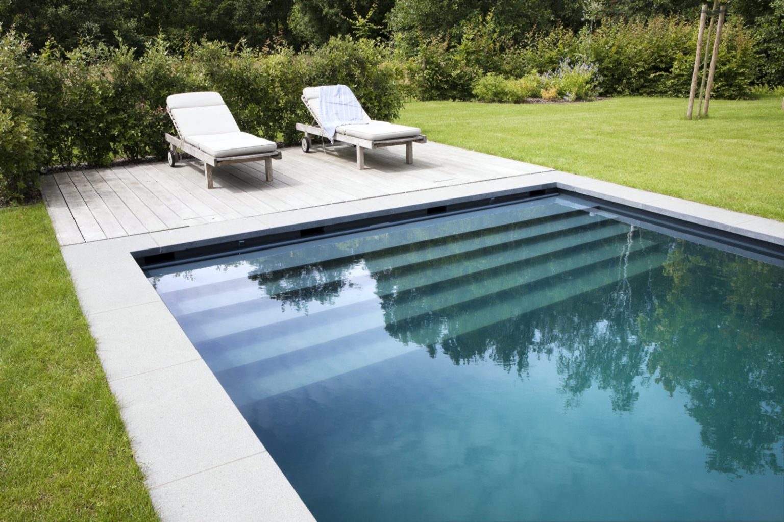 Nova pool