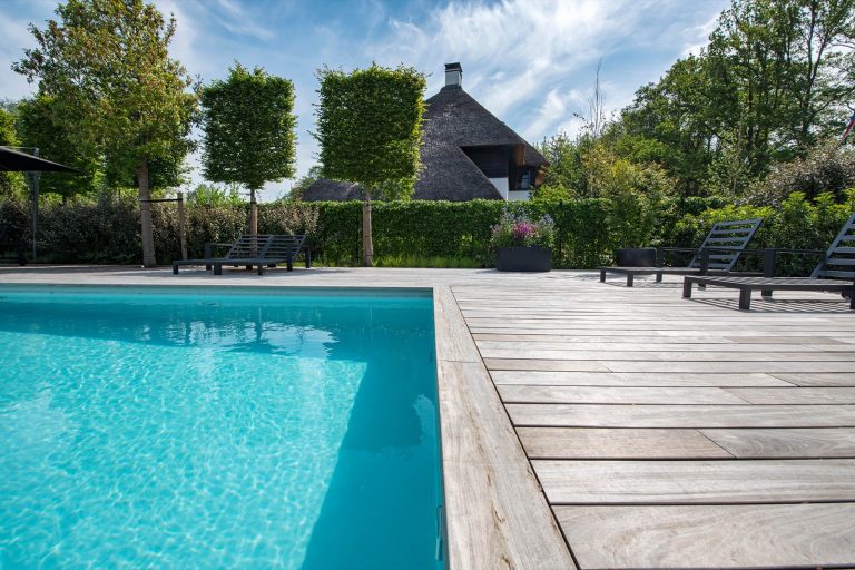 Swimming pool with stylish terrace - HOOG.design - Exclusive living ...