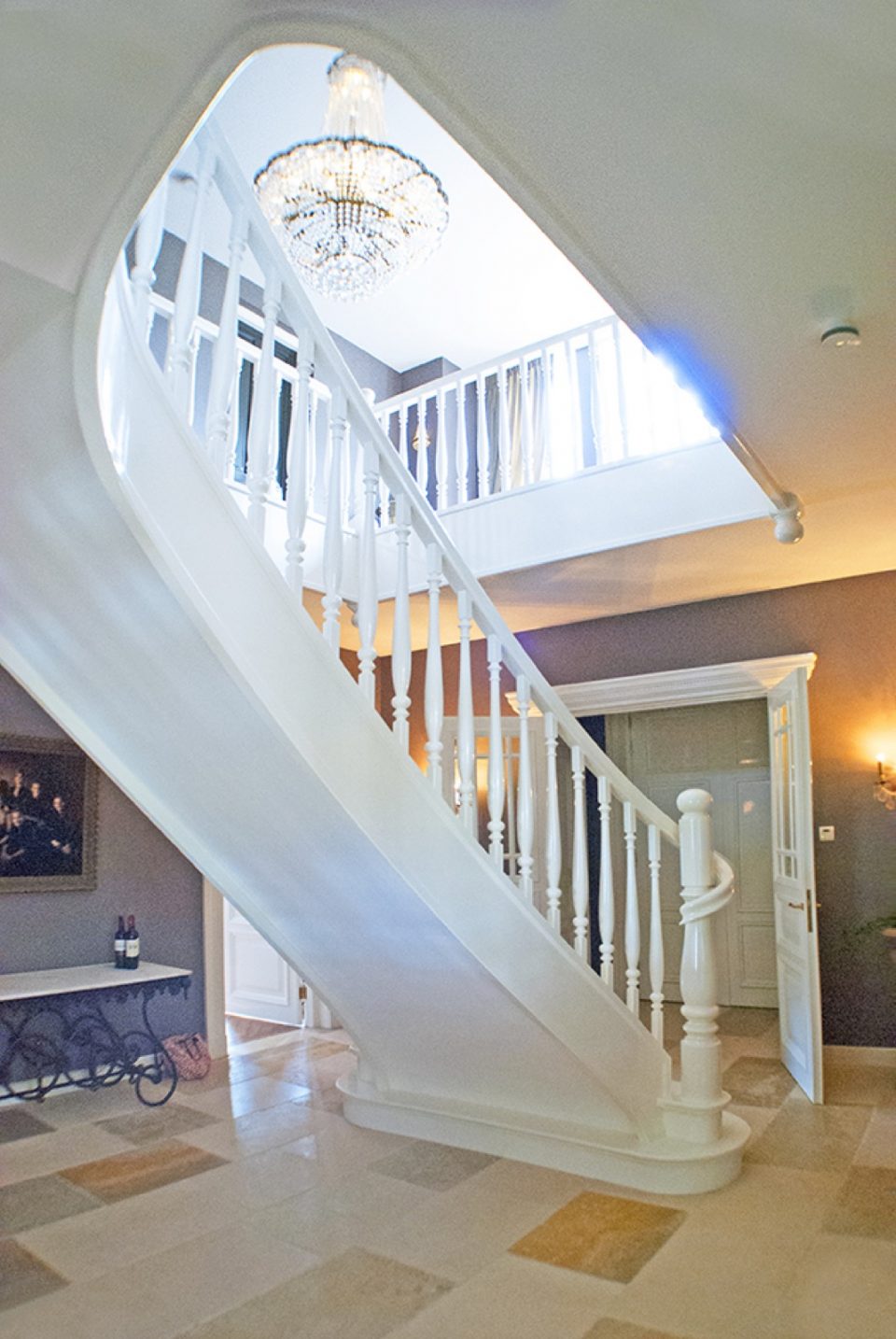 Country style staircase - HOOG.design - Exclusive living inspiration