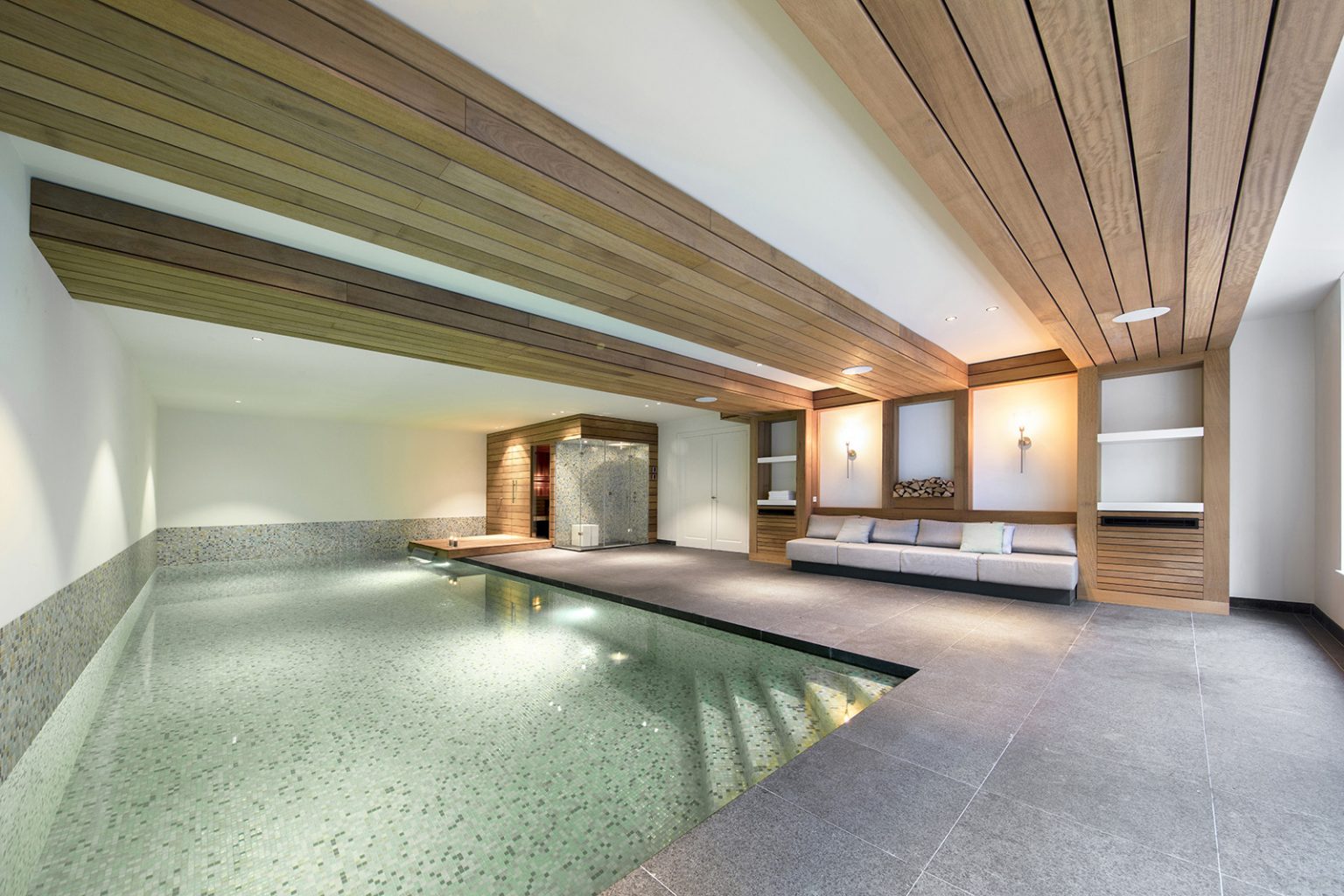 Luxury indoor pool - HOOG.design - Exclusive living inspiration