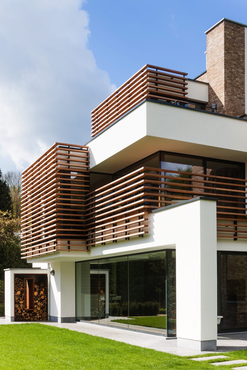 New construction in contemporary architecture