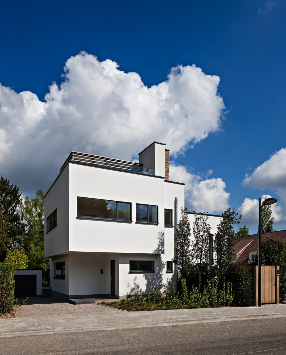 New construction in contemporary architecture