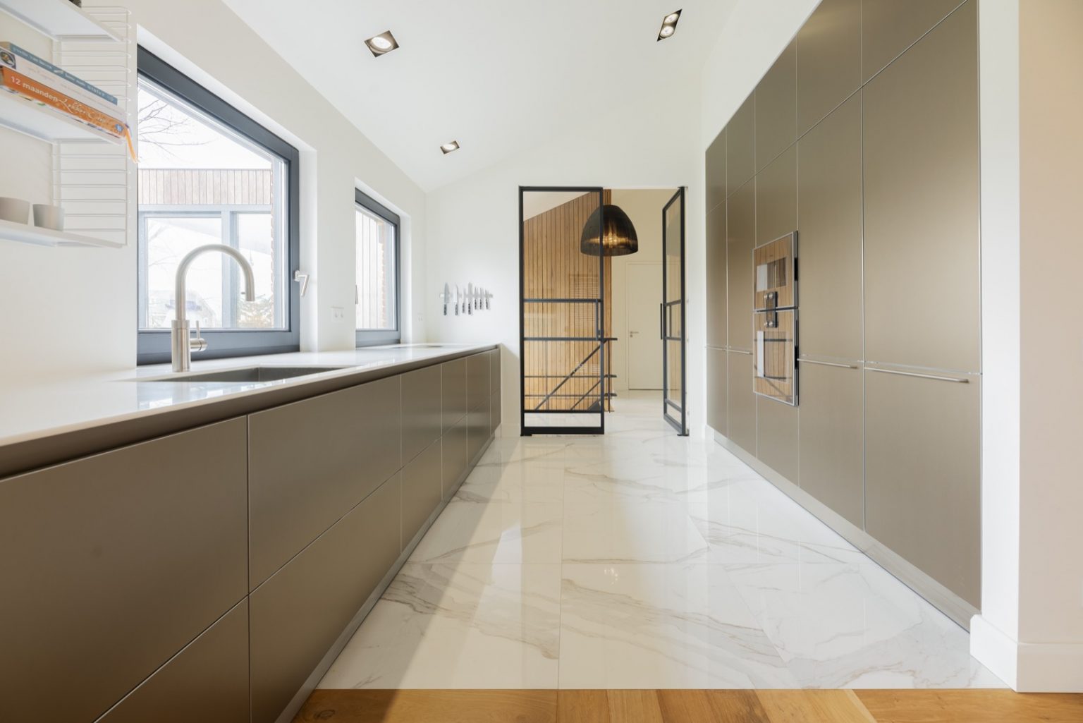 Luxury bulthaup b3 kitchen in aluminum