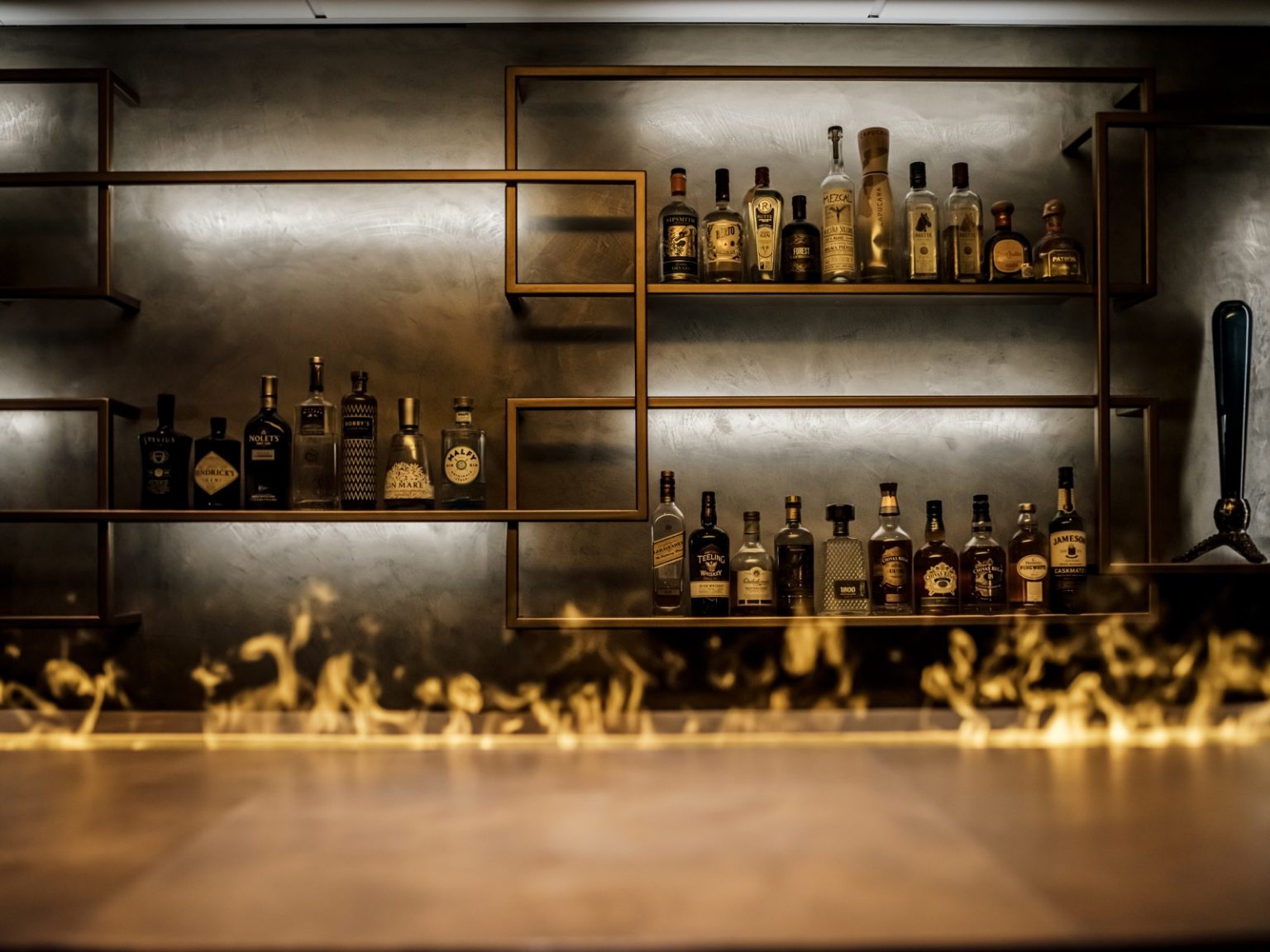 Bar with luxury fireplace