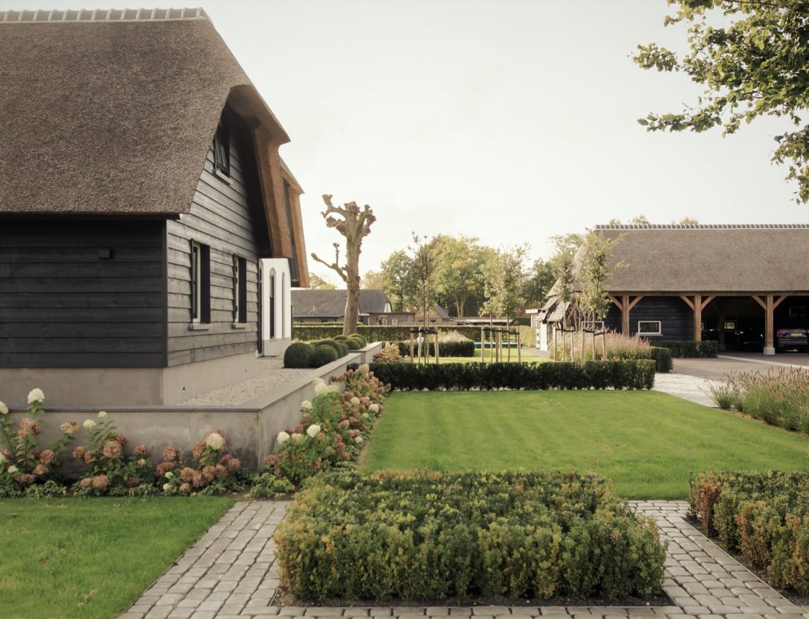 Landelijke tuin bij gerenoveerde boerderij in Uddel