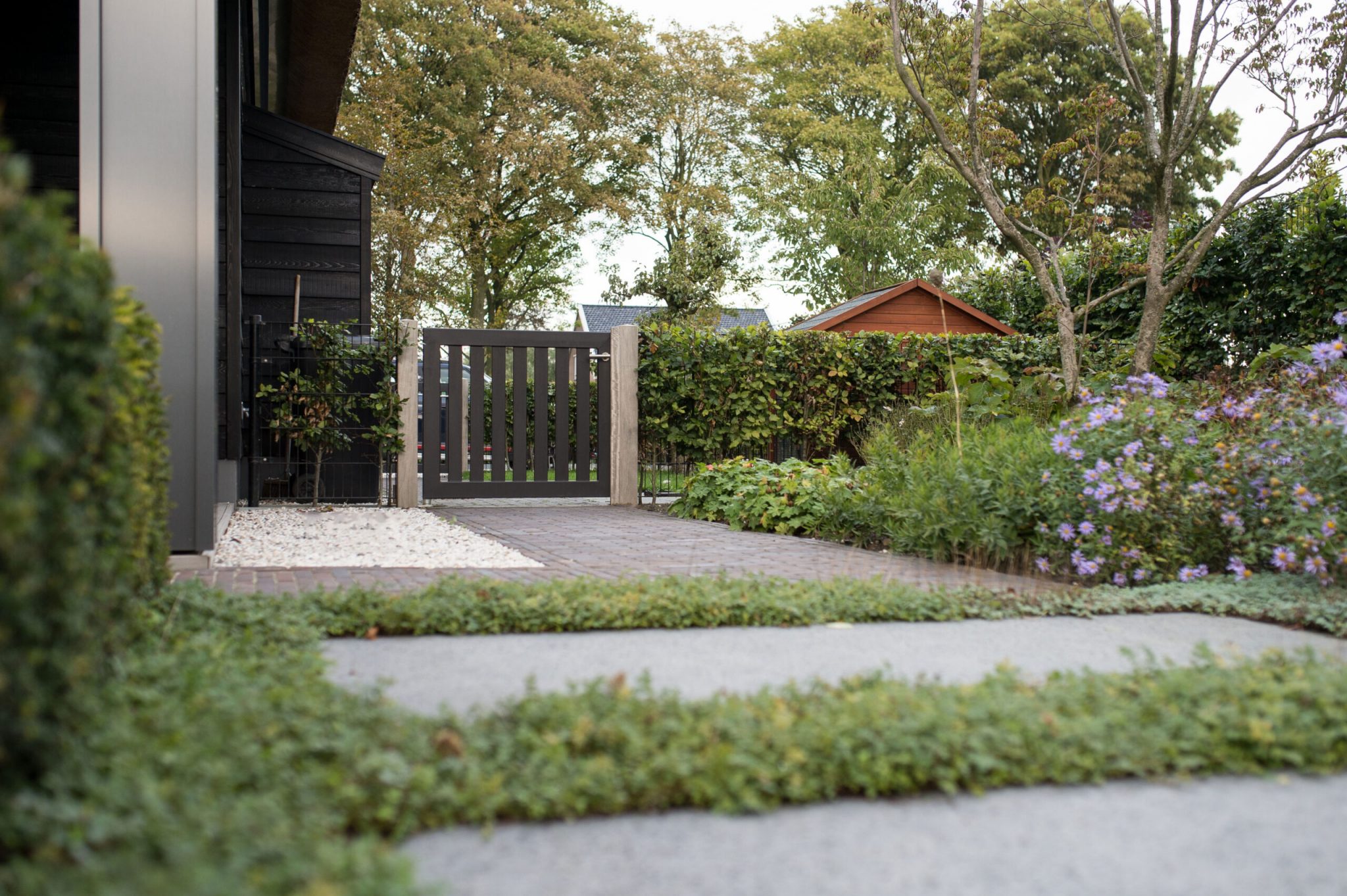 Barendrecht: staal en hout gecombineerd