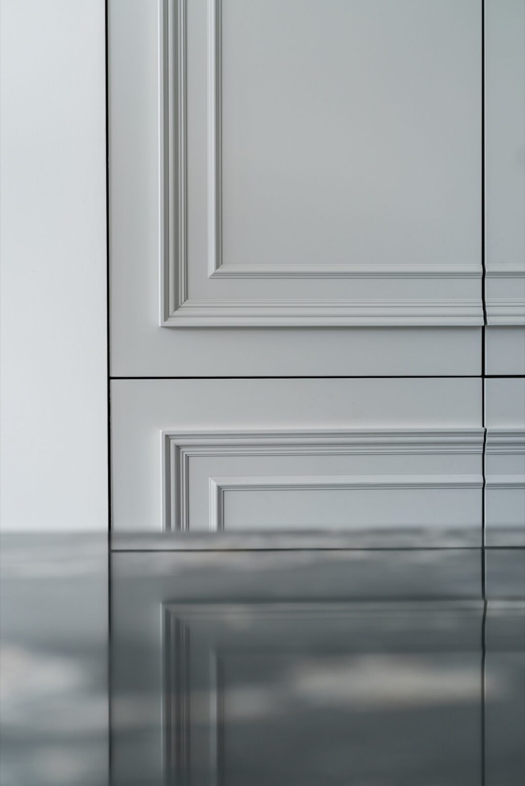 Klassiek moderne keuken met prachtig marmer blad