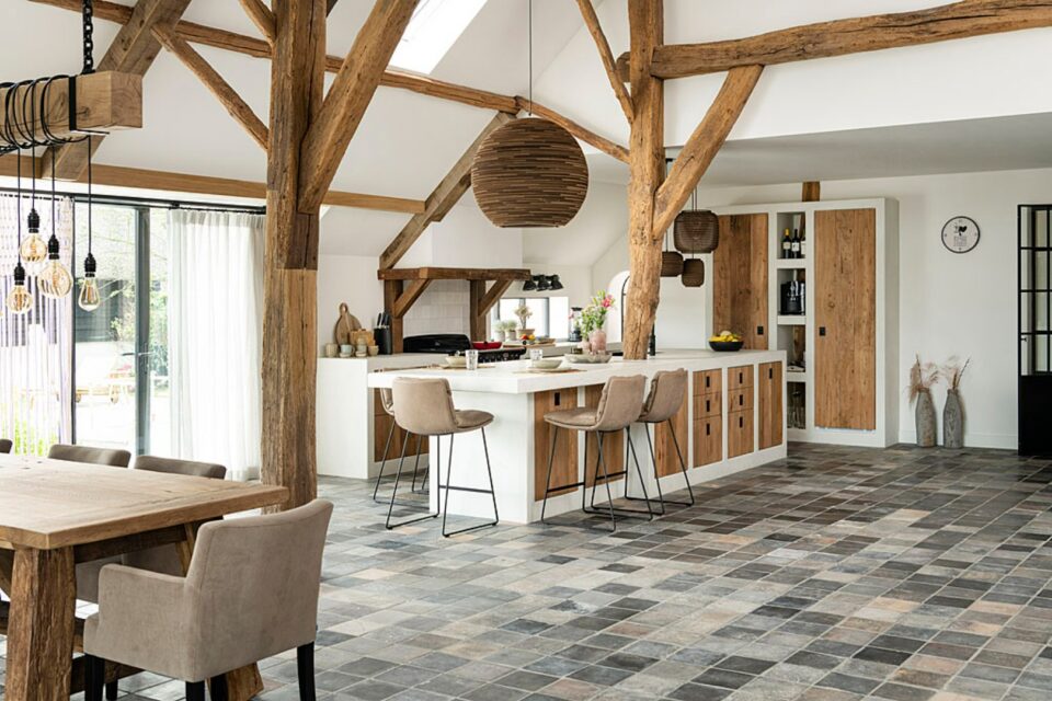 Grezzo concrete : color Ibiza White - HOOG.design - Exclusive living ...