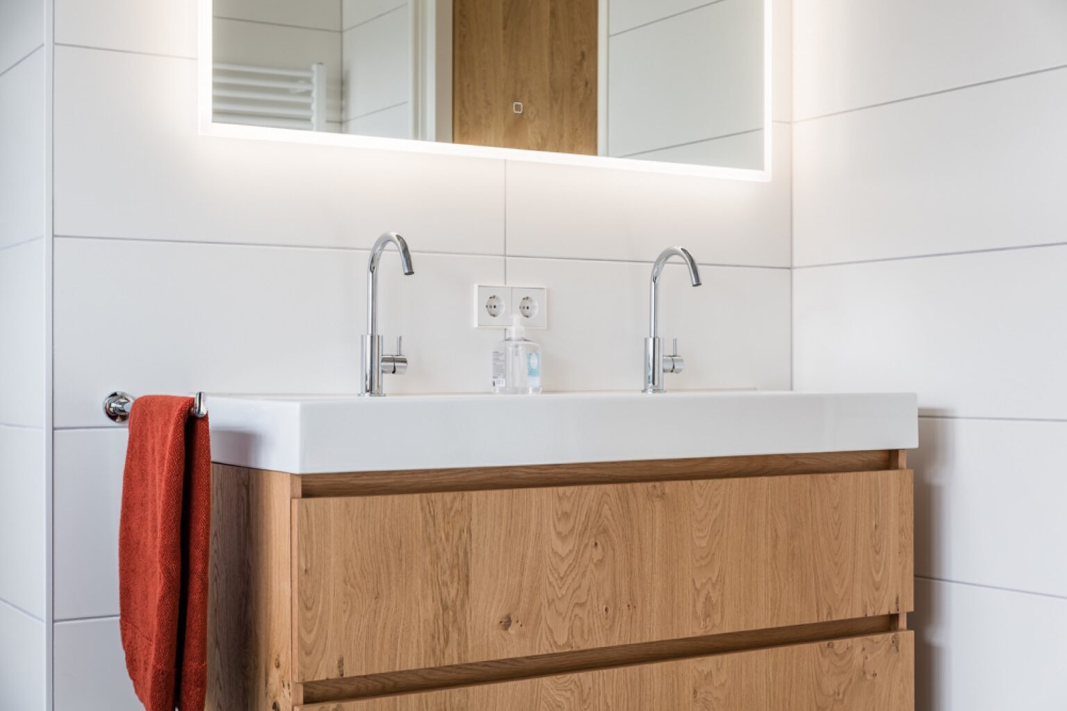 Stijlvolle badkamer met een losstaand bad