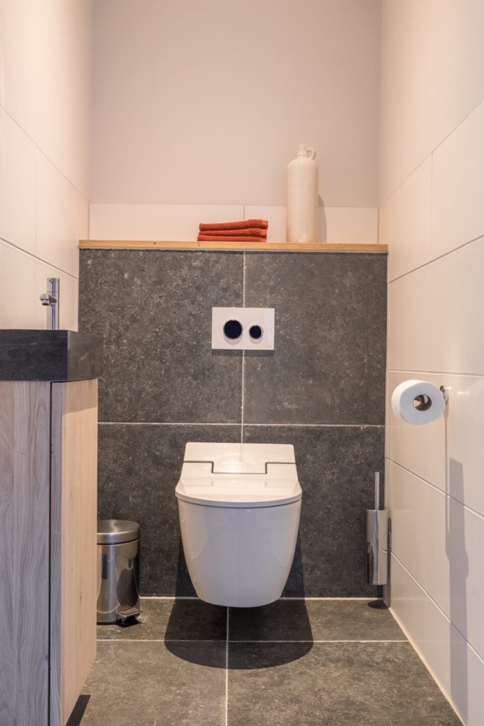 Stijlvolle badkamer met een losstaand bad