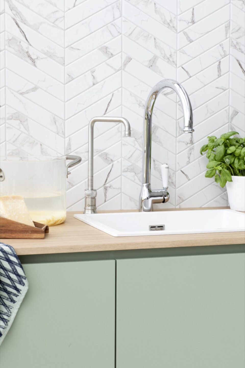 Classic Nordic Single Tap Square Stainless Steel - HOOG.design ...