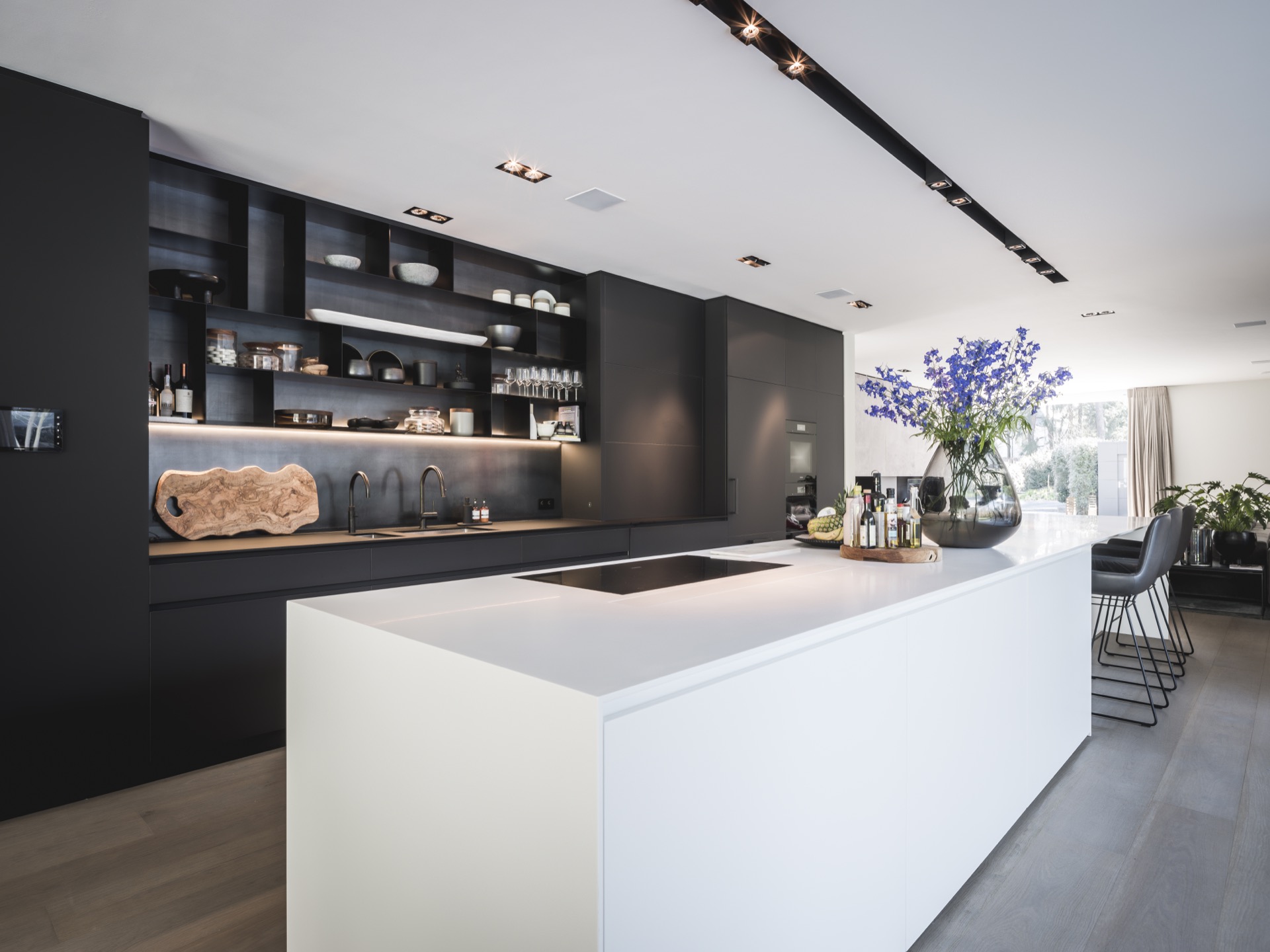 What you want to know about a modern kitchen - HOOG.design - Exclusive ...