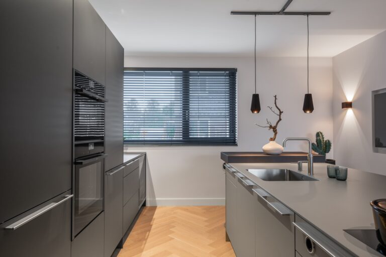 Stoer kookeiland als eyecatcher in Arnhem – bulthaup b3