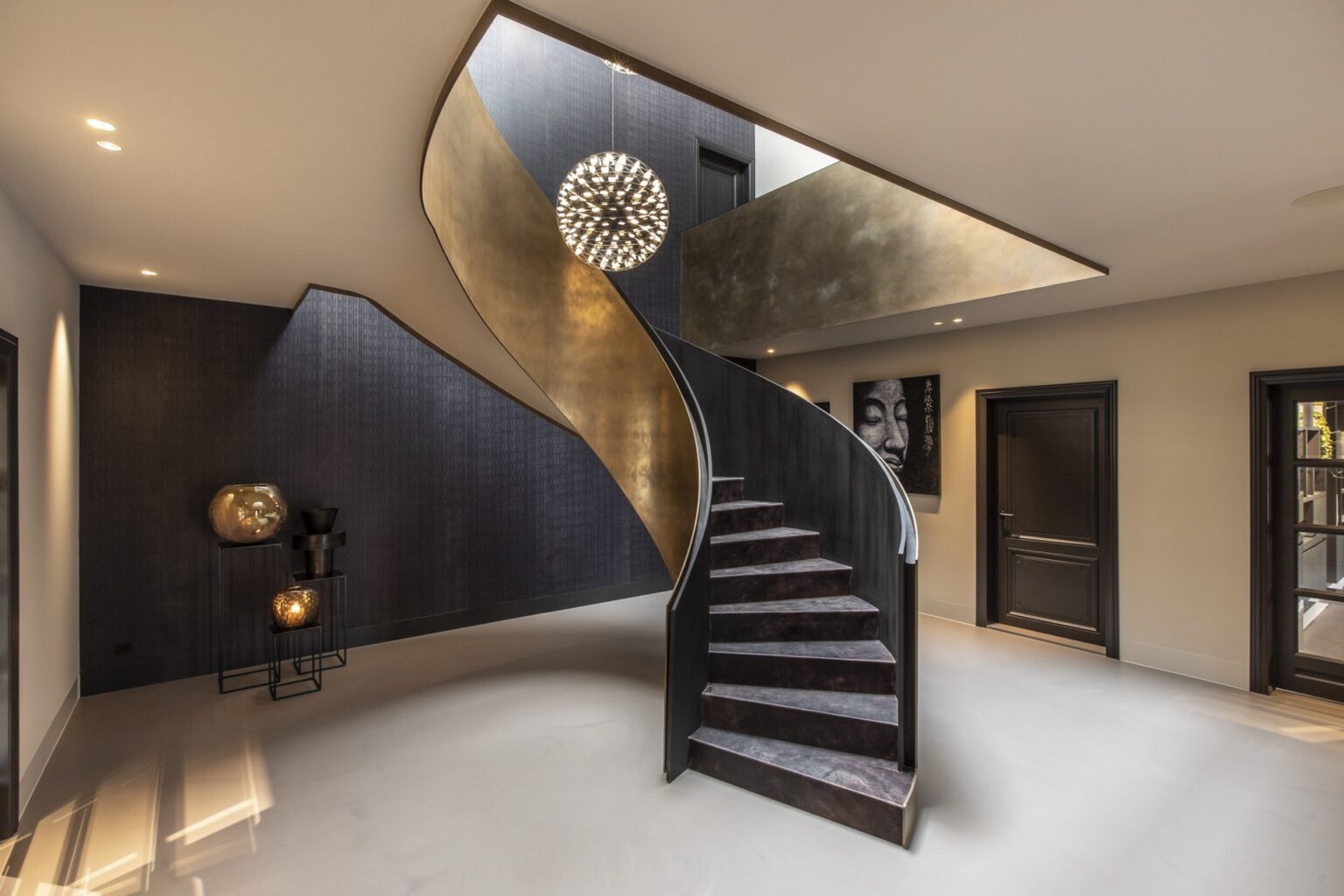 Renovation villa in Zeeland with cast floors and wall panels
