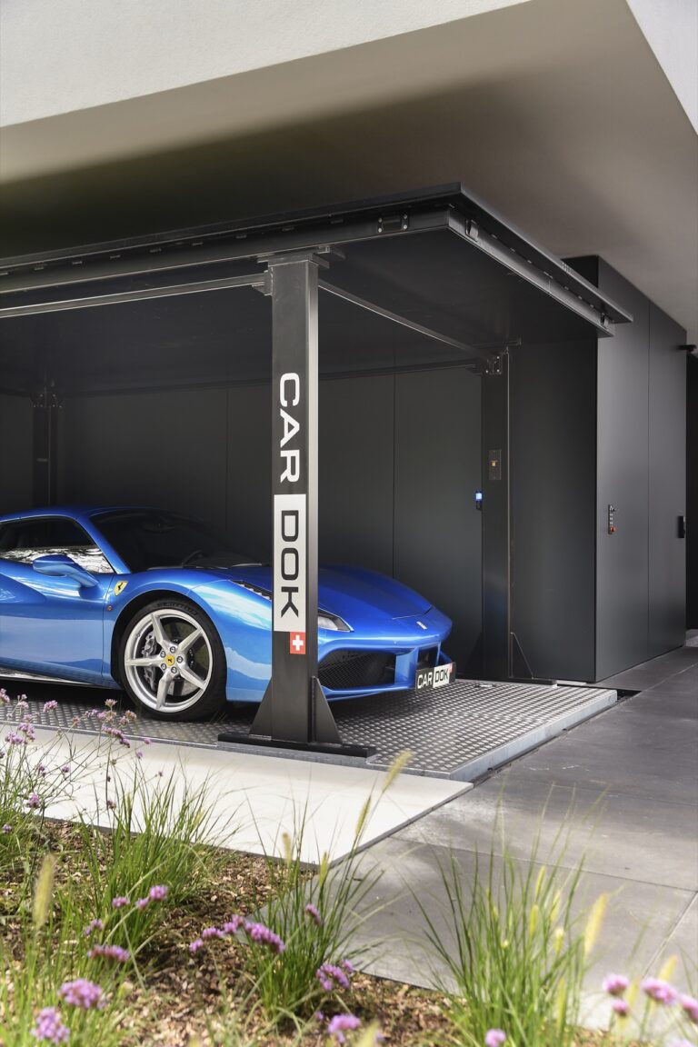 Cardok autolift in villa Kapellen