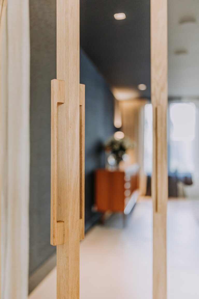 Durable oak doors with round shapes from Indu-Doors®.