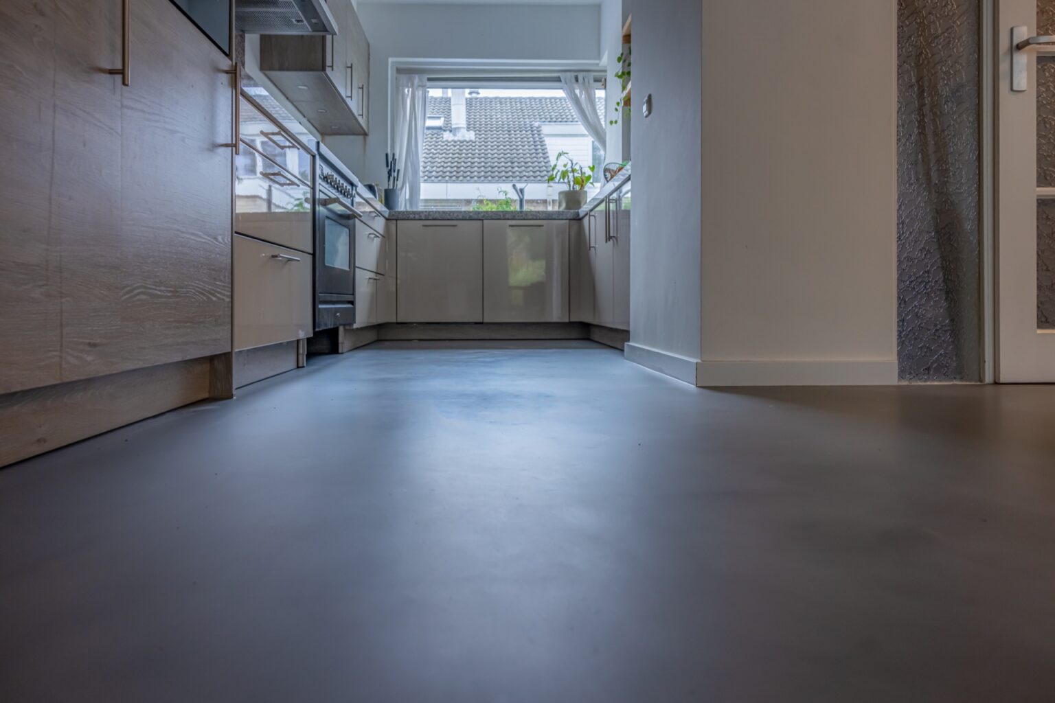 Metallic gietvloer - HOOG.design - Exclusive living inspiration