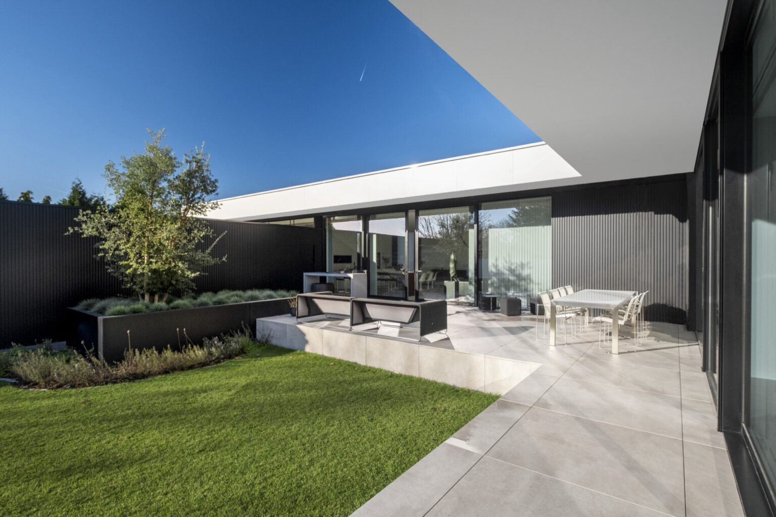 Exclusive detached house