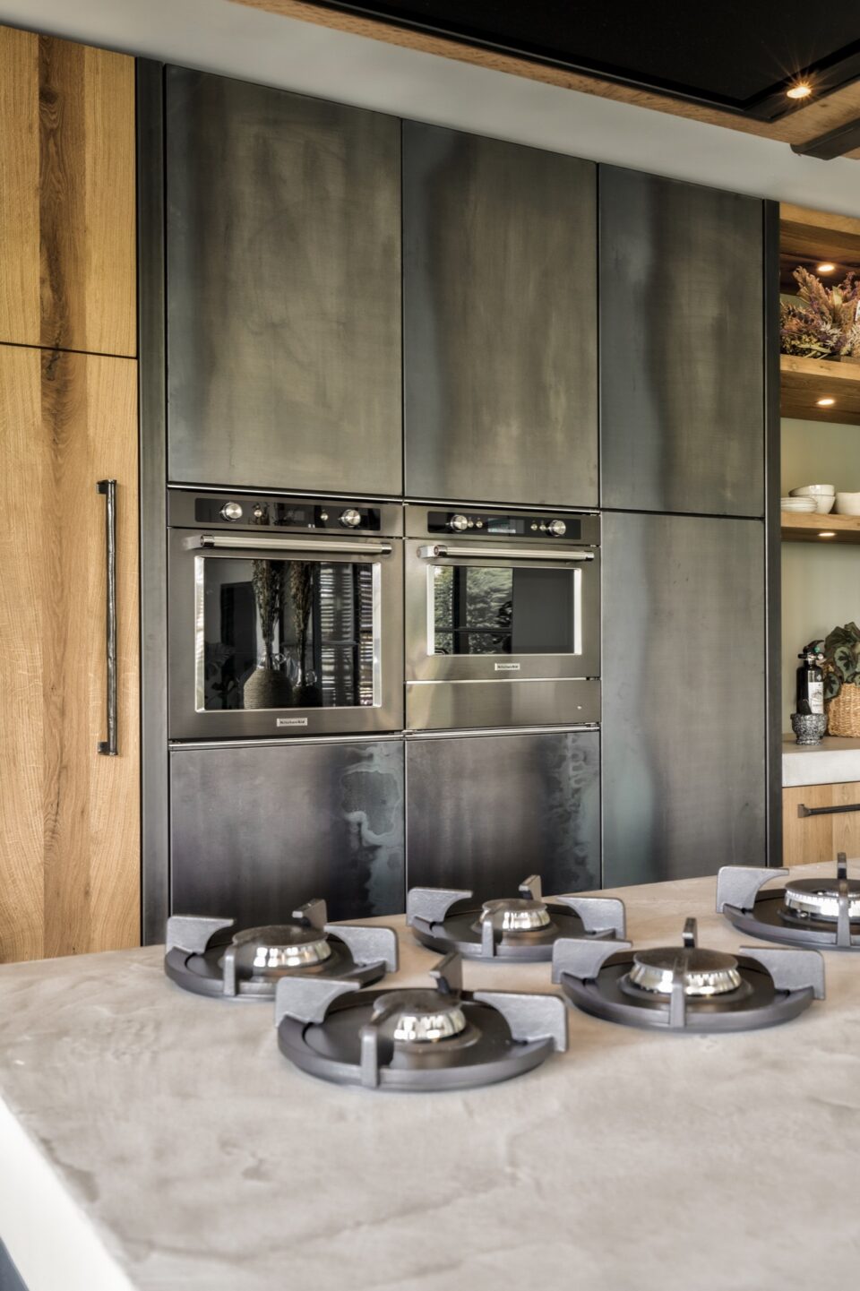Atmospheric wooden kitchen