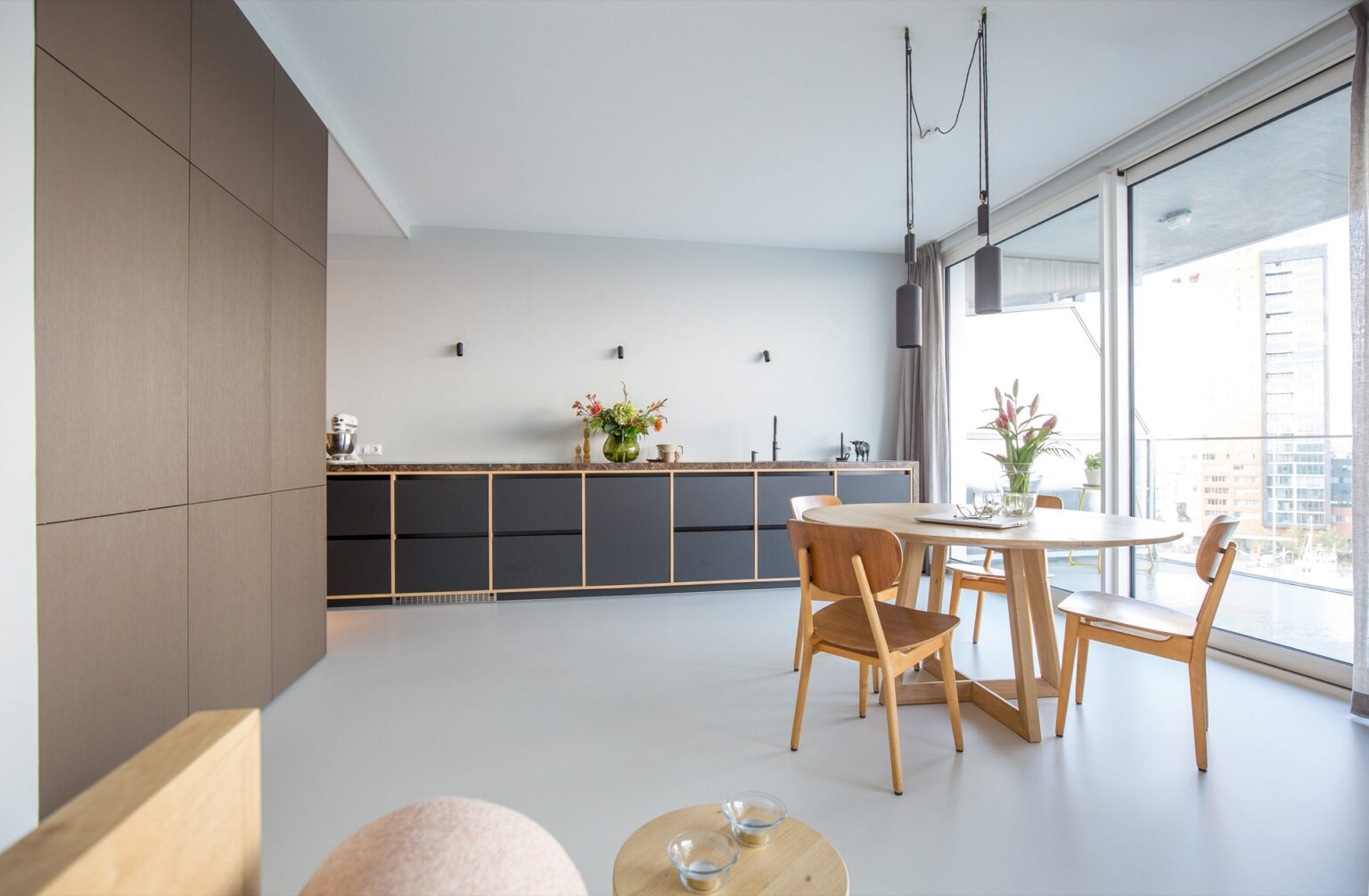 Kitchen with natural materials
