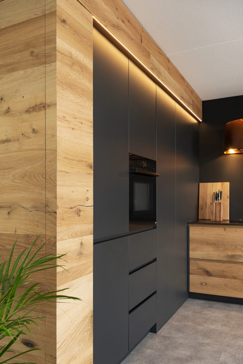 Modern old oak kitchen