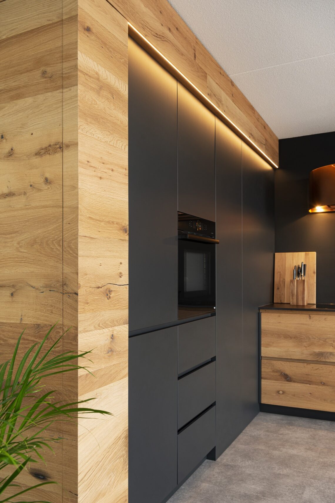 Modern old oak kitchen