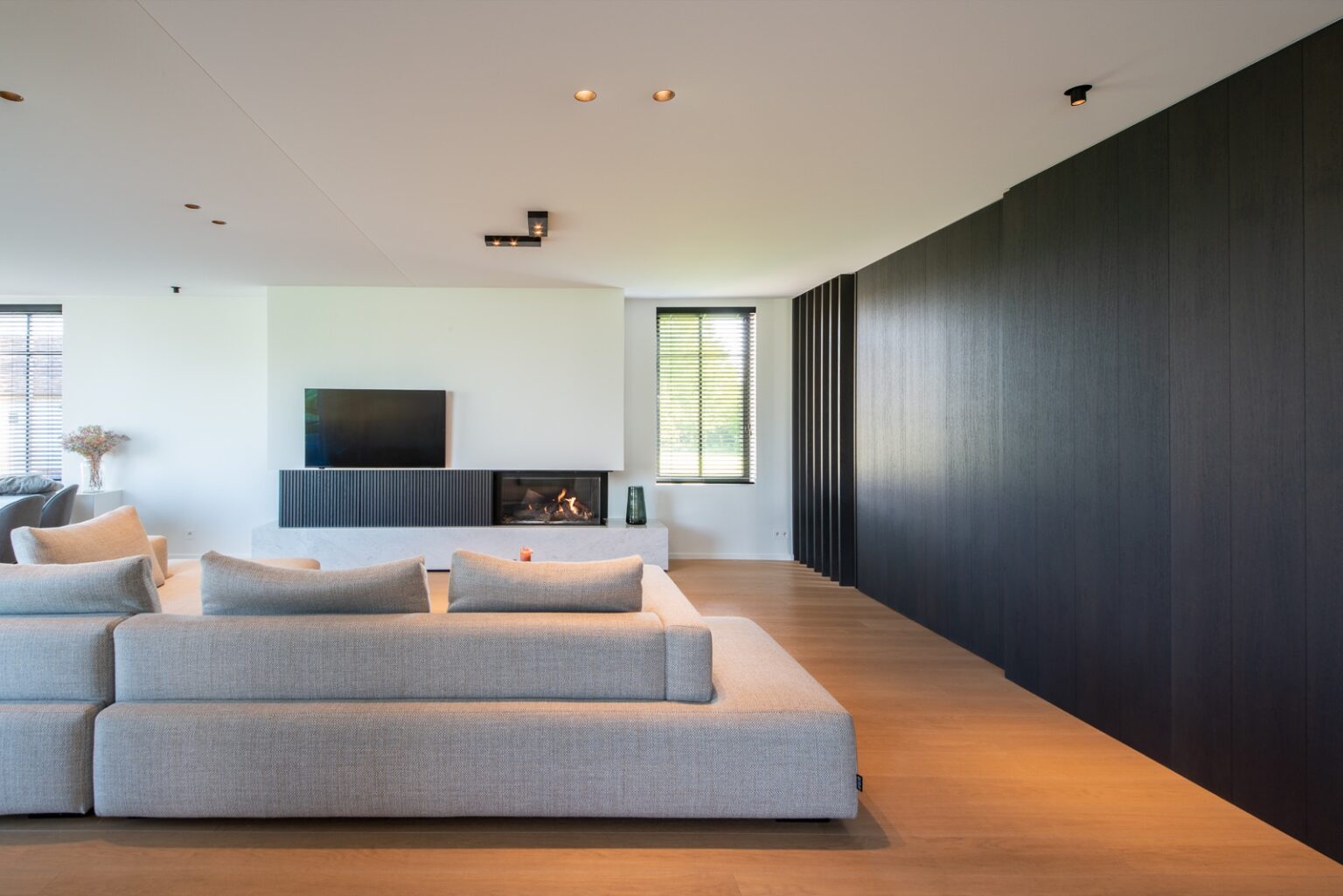 Modern warm interior