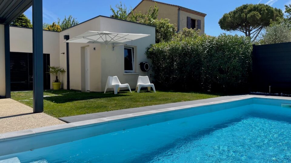 Paraflex - wall parasol