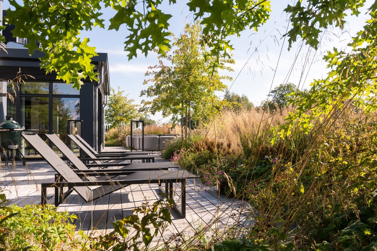 Luxury garden Giessenburg