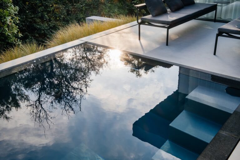 Luxury garden with swimming pool