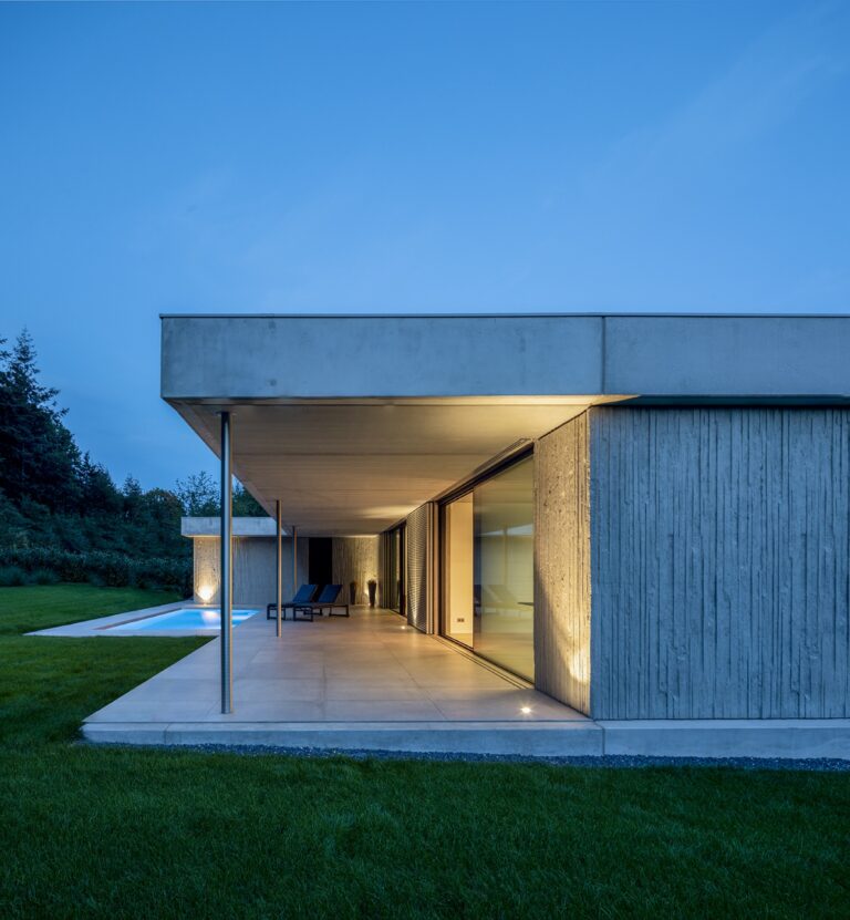 Villa in concrete - Venlo