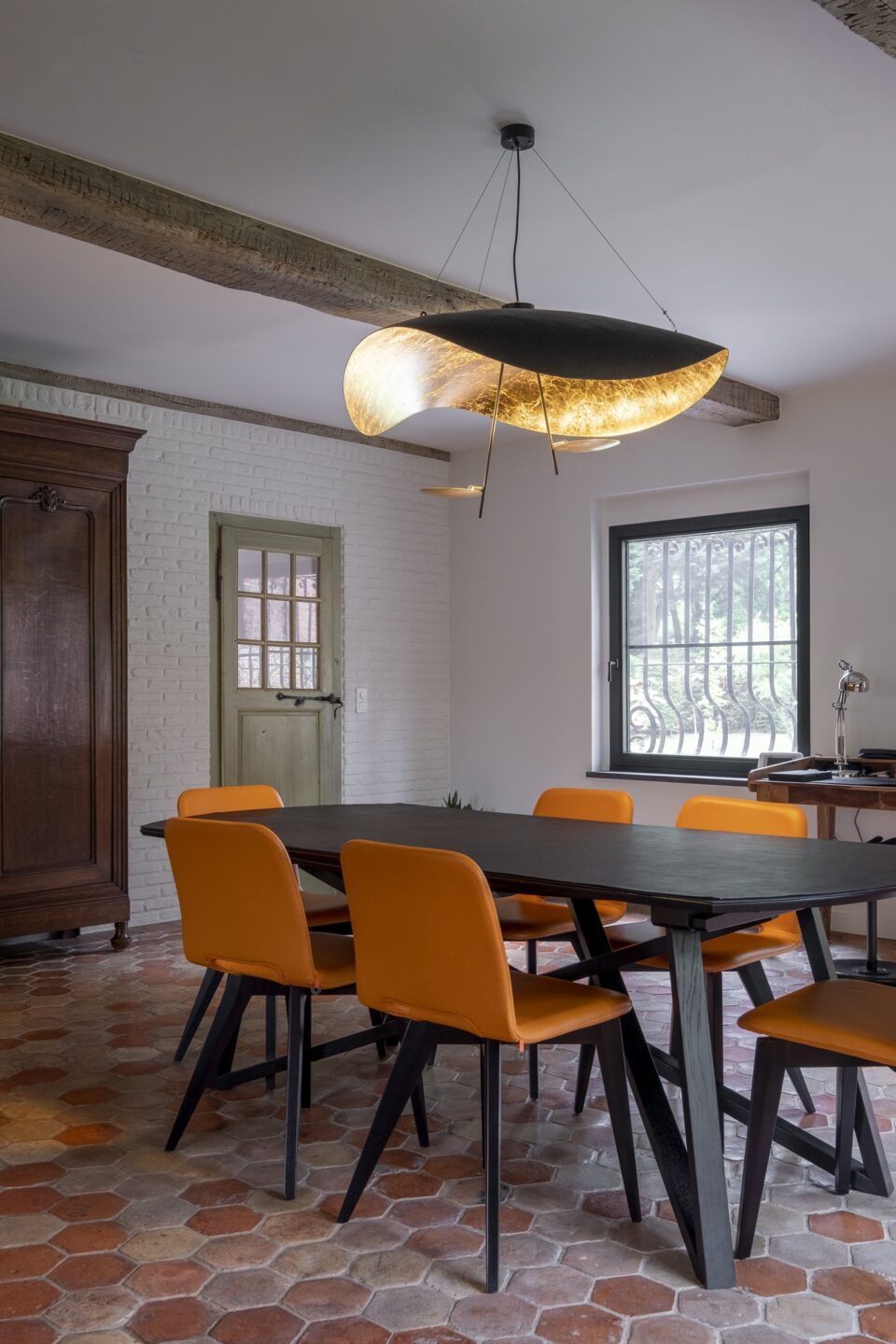 Renovatie en restyling van landelijke woonst in Schoten