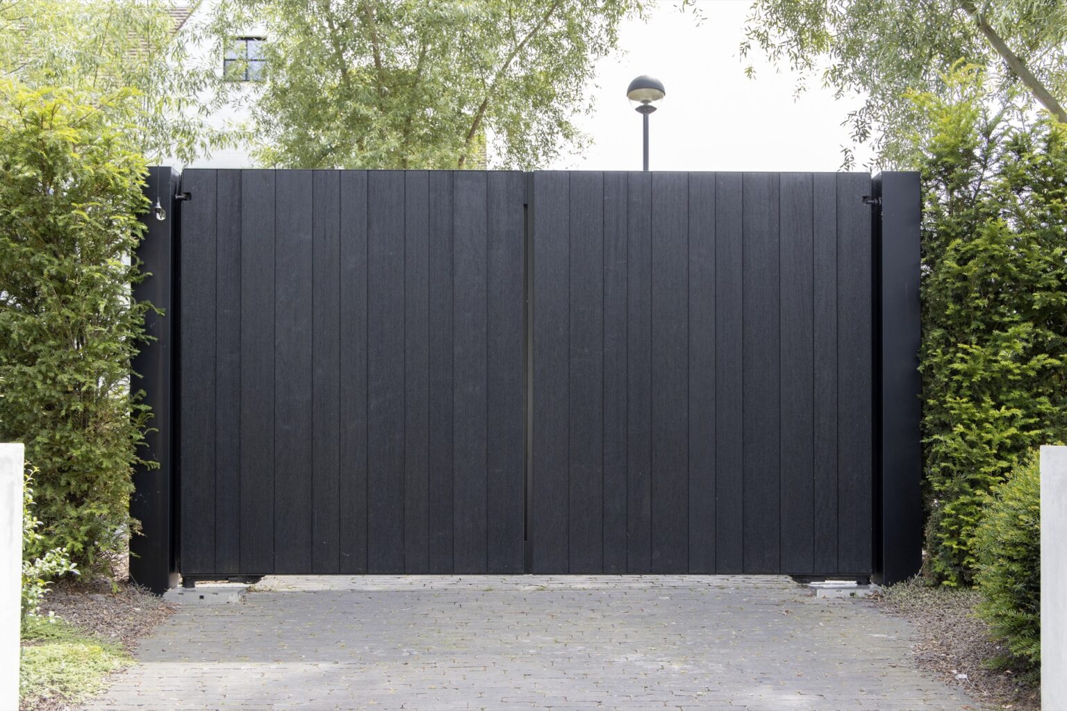 Aluminum garden gate with black brushed wood