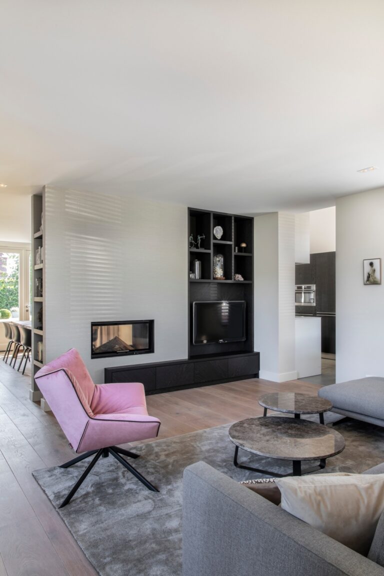 Strak landelijke villa met speelse twist