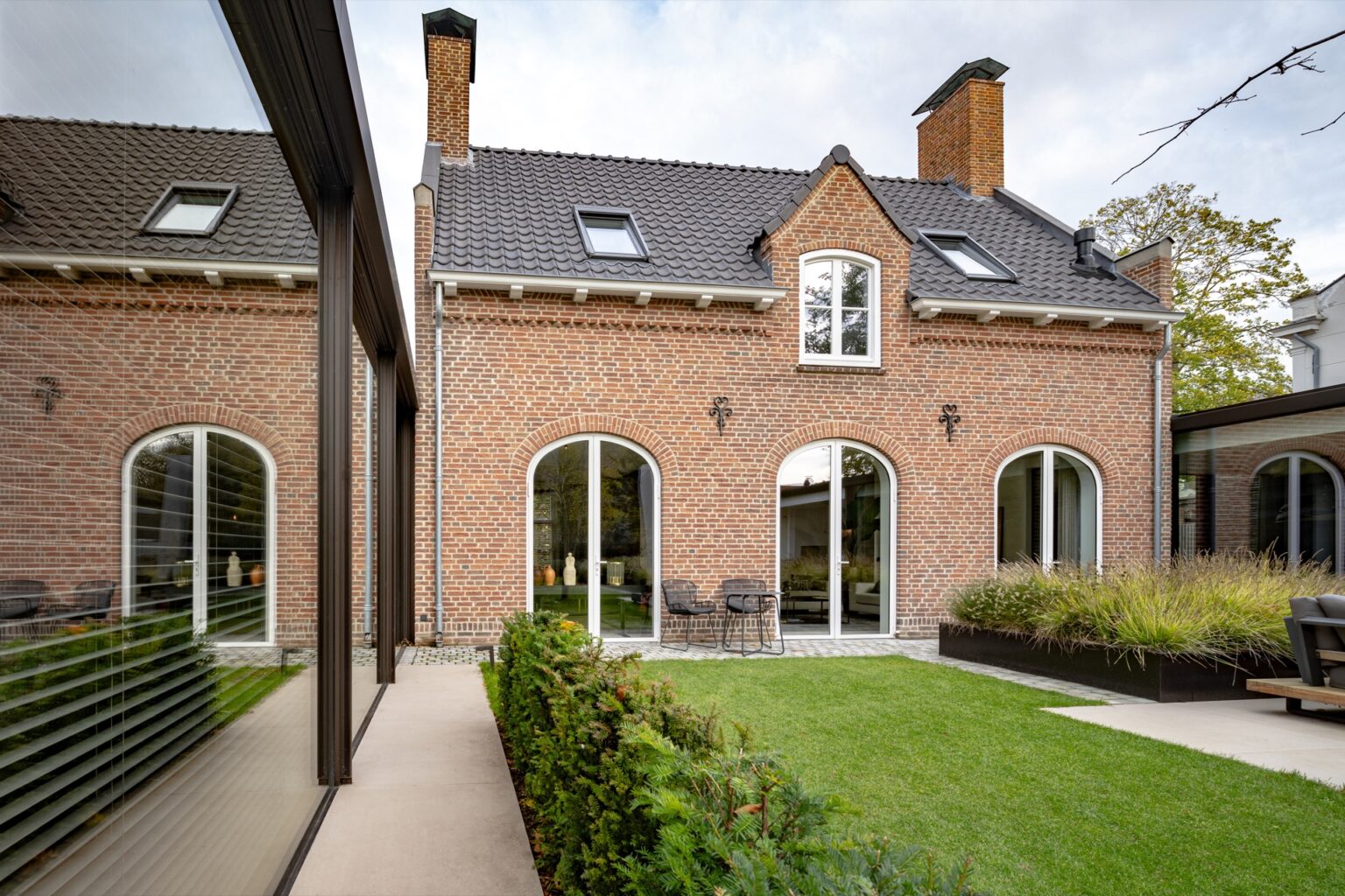 Elegant villa with arches