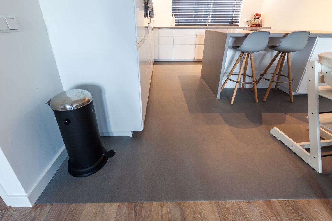 Grezzo concrete : Dark Grey Fine Concrete