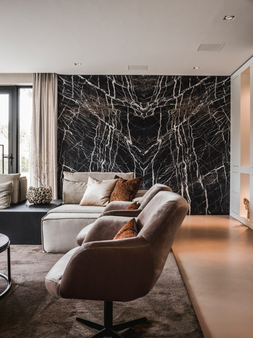 Complete inrichting woning en poolhouse