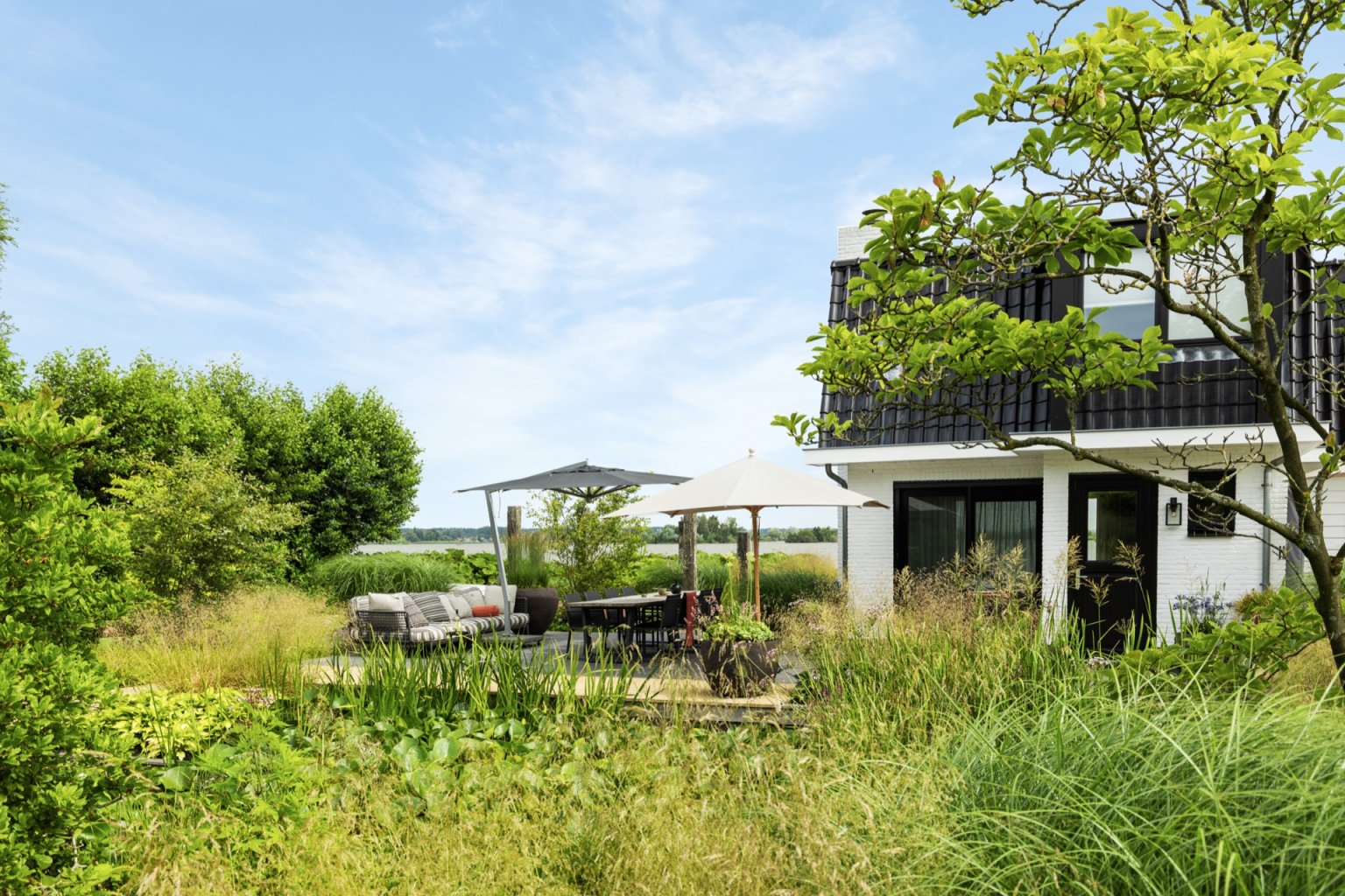 Sprekend groen en rustgevend blauw - een paradijs in Reeuwijk