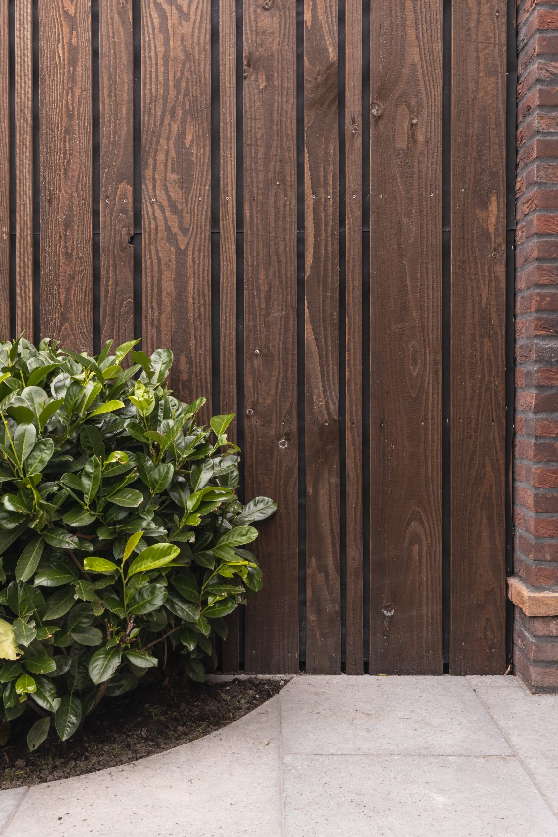 Minimalistische stadstuin Spakenburg