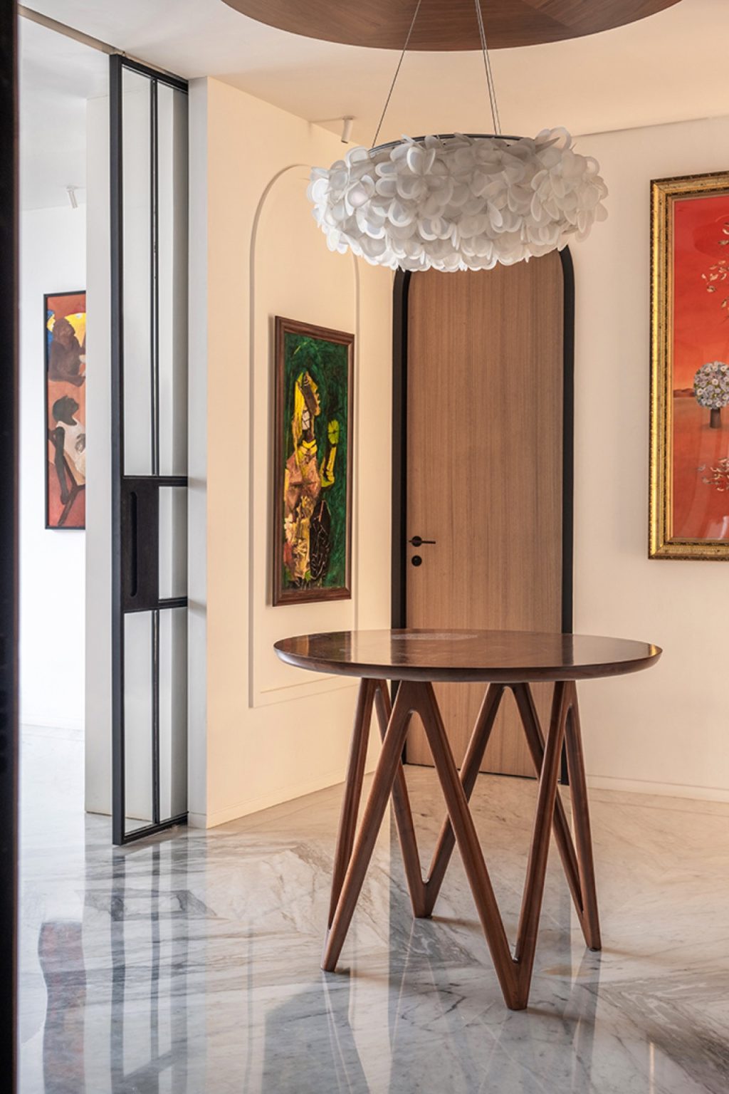 Contemporary Contours