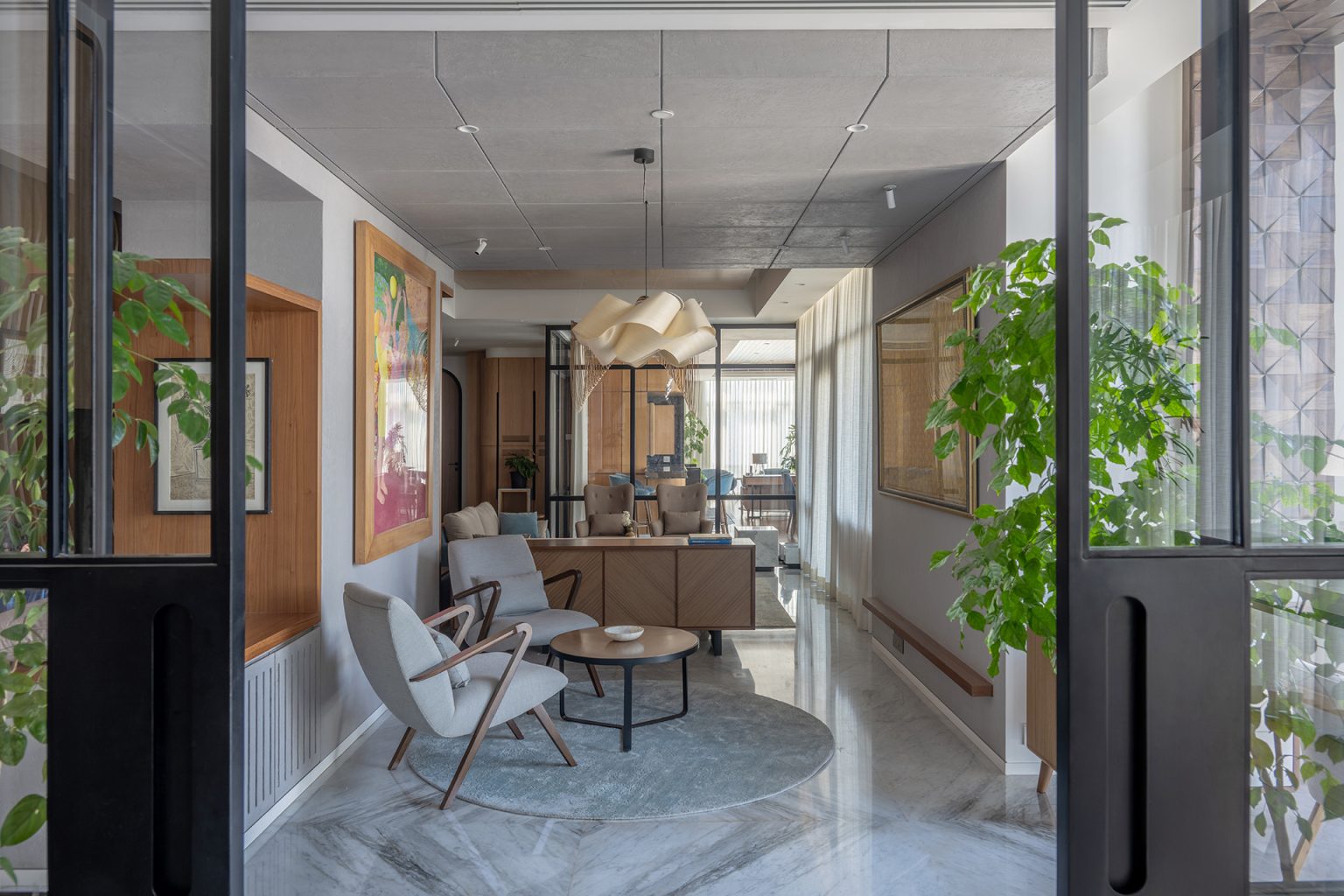 Contemporary Contours